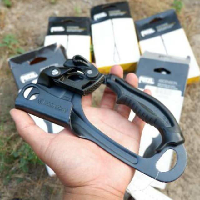 Jual Petzl ascender ascension jumar kanan edisi full hitam pengaman ...