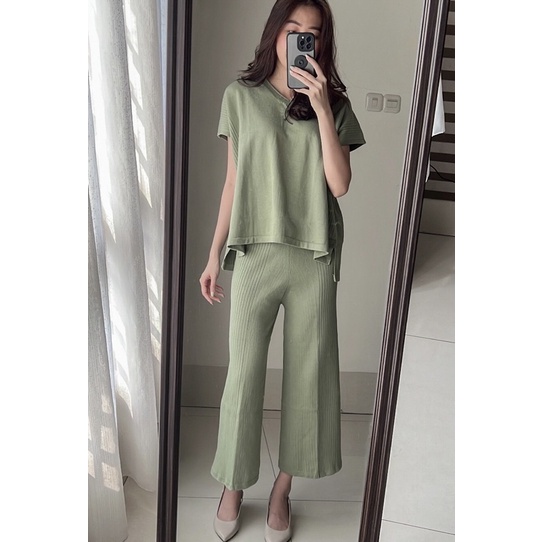 Jual Molly Cotton Knit Set (Atasan & Celana Panjang) | Shopee Indonesia
