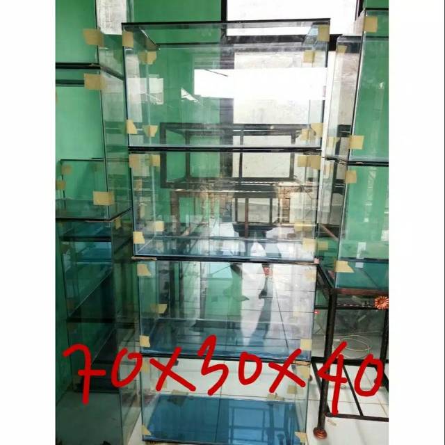 Jual Aquarium Kaca / Aquarium Ukuran 70x30x40 cm Tebal Alas 8 mm ...