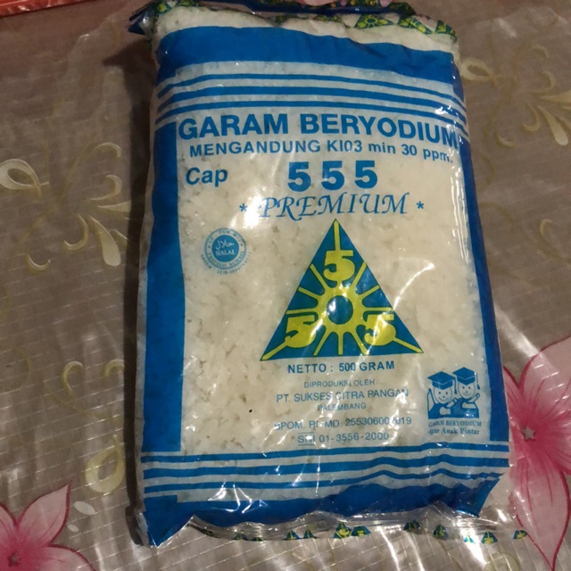 Jual GARAM KASAR 555 500gr | Shopee Indonesia