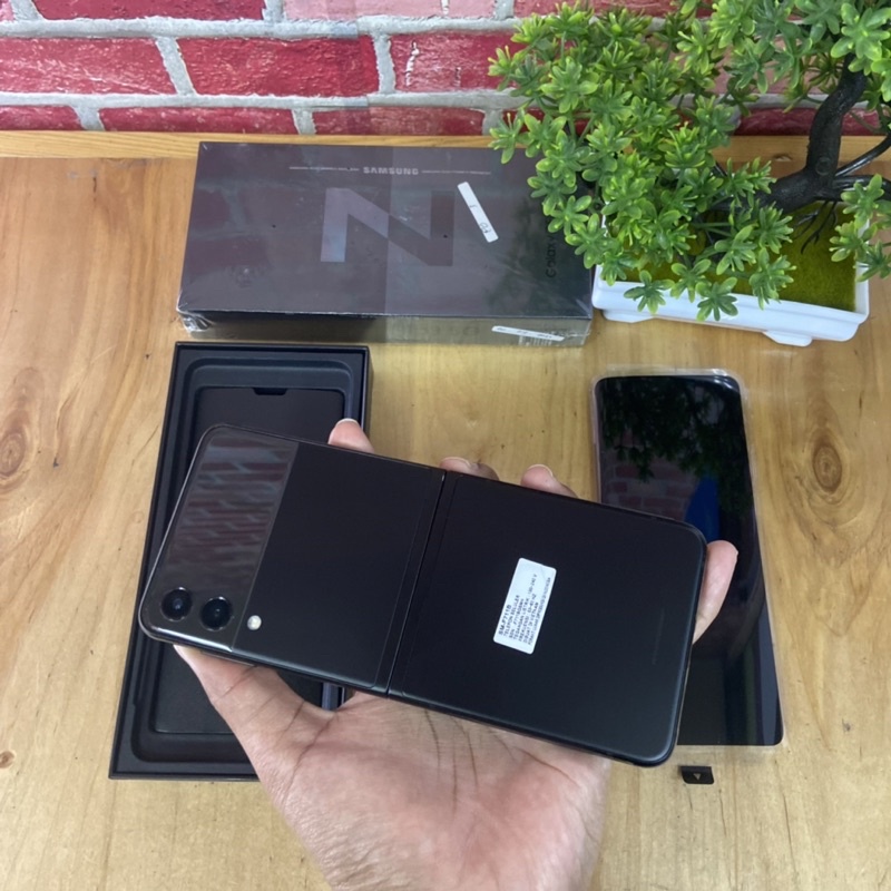 Jual Samsung Z Flip 3 8/256GB Black Fullset Original Resmi | Shopee ...
