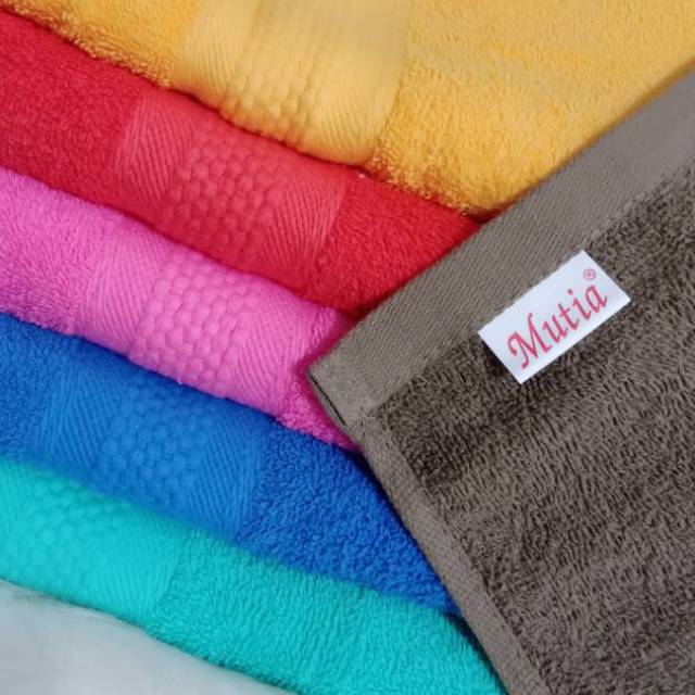 Jual Handuk Mandi Besar Handuk Mutia Besar Ukuran 70x140 cm Lemut Tebal ...