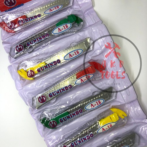 Jual Pisau Cutter Bening "Gunindo" 1 pak (12 Pcs) | Shopee Indonesia