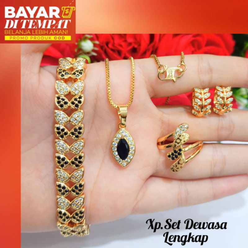 Jual Set perhiasan Dewasa full kombinasi permata Hitam,emas tidak karat ...