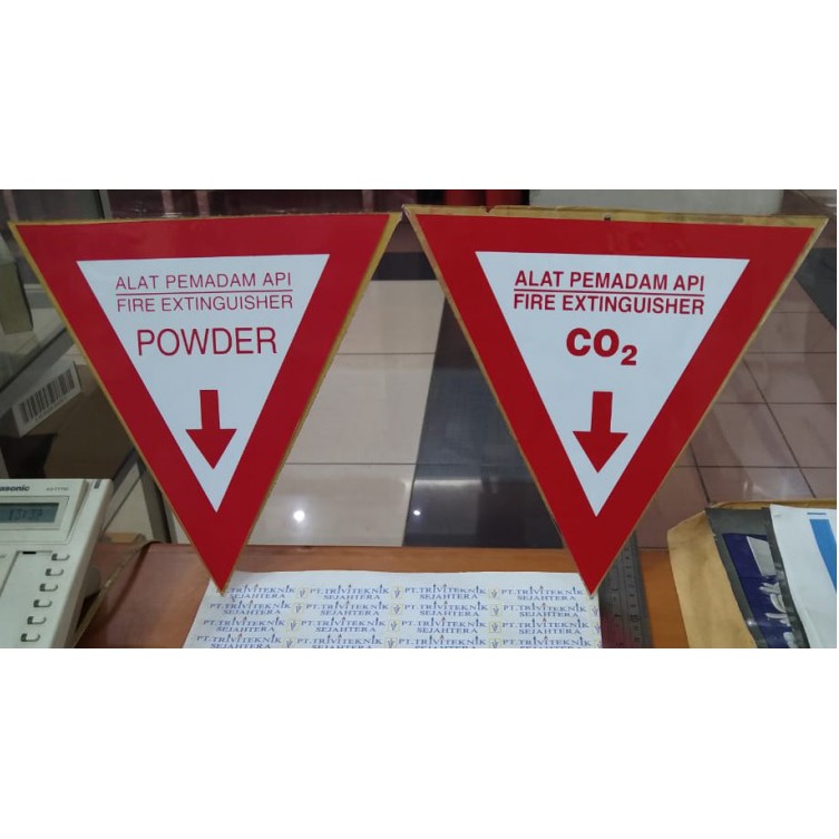 Jual Acrylic sign fire extinguisher,Tanda akrilik rambu apar powder co2 ...