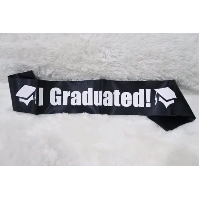 Jual SASH GRADUATION | SELEMPANG WISUDA TULISAN GRADUATED | Shopee ...