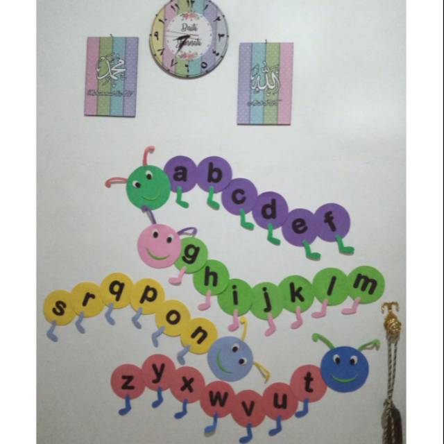 Jual PERAGA TEMPEL PAUD/TK//Hiasan dinding//bentuk ulat | Shopee Indonesia