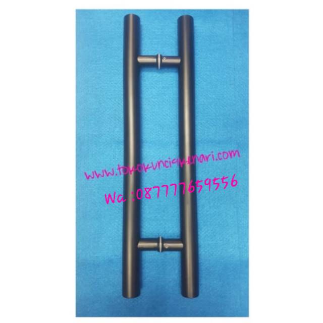 Jual Pull Handle Pintu Pipa Bulat Hitam 1m | Tarikan Pintu Utama Hitam ...