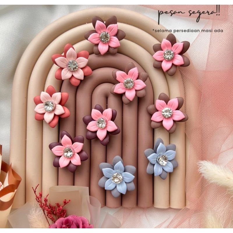 Jual Bros hijab bentuk bunga ,pin Bros jilbab bentuk bunga | Shopee ...