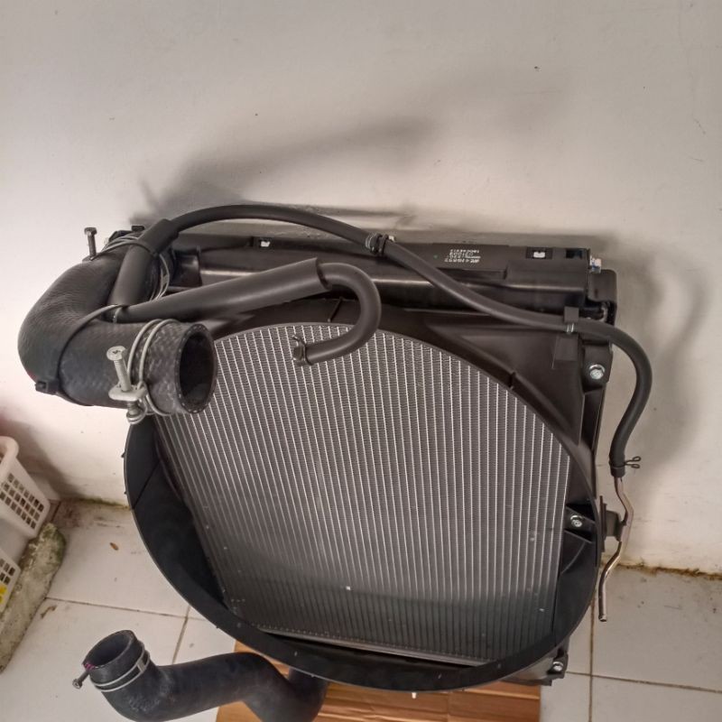 Jual Radiator canter turbo original mitsubishi ktb asli | Shopee Indonesia