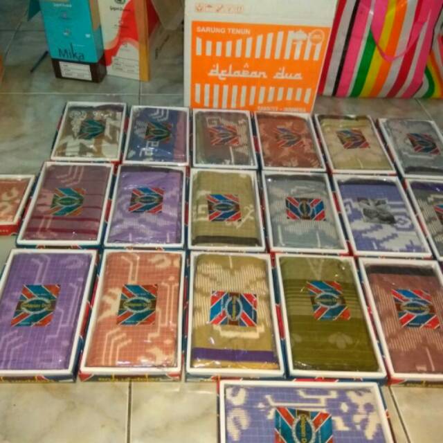 Jual Sarung 82 (corak bali) | Shopee Indonesia