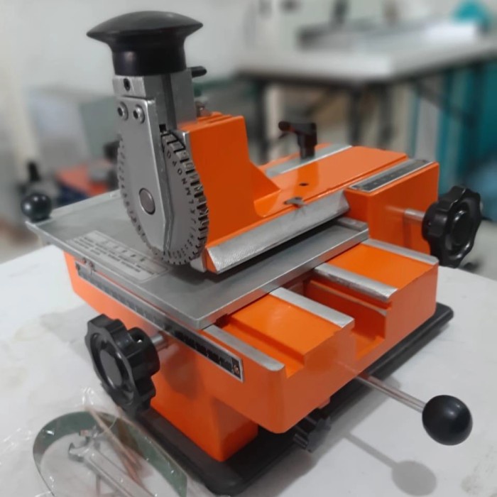 Jual Mesin Emboss Plat Seng Innovatec | Shopee Indonesia