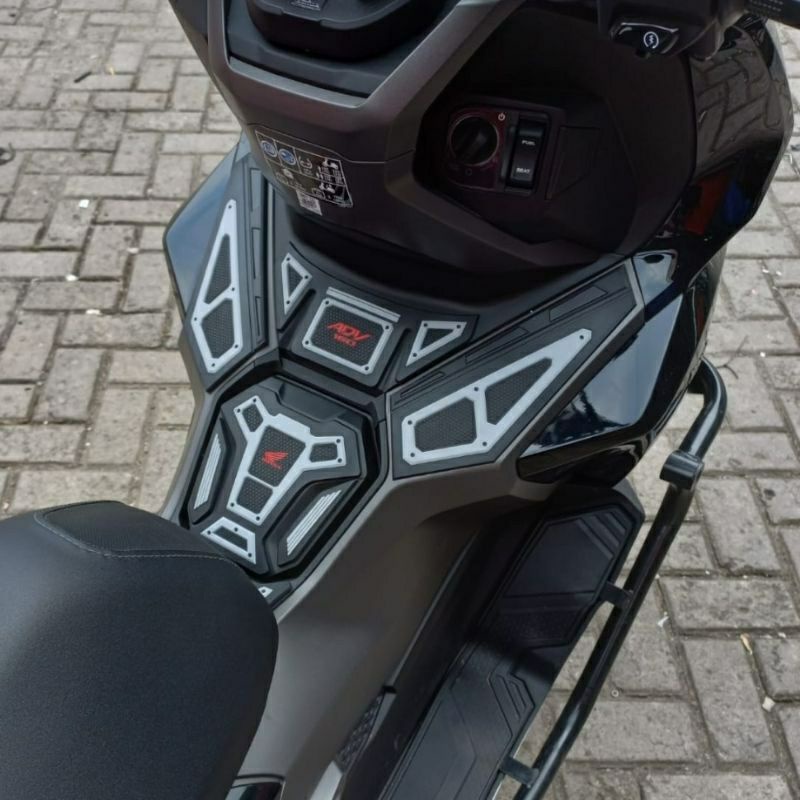 Jual tankpad honda ADV 160 2022 tank pad ADV 160 2022 full merah putih ...