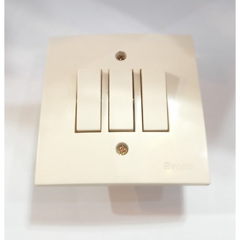 Jual SAKLAR TRIPLE TRIPLE SWITCH IB BROCO 6613 | Shopee Indonesia