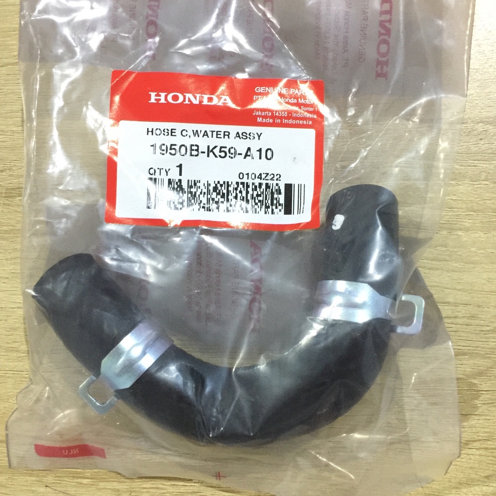 Jual Selang Water Pump C / Hose C Water Plus Clamp New VARIO 150 ORI ...