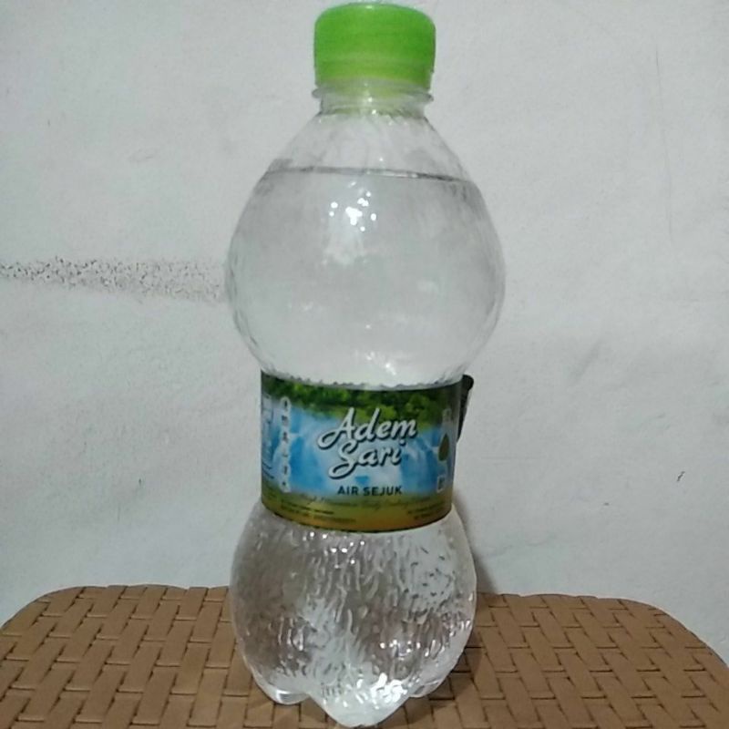 Jual Adem Sari Air Sejuk 600 ml | Shopee Indonesia