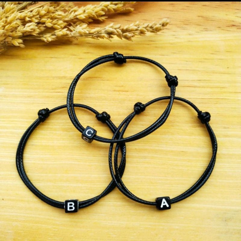 Jual Gelang Inisial / Initial Huruf Double Slide (Xsemplar) | Shopee ...