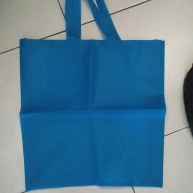 Jual Tas spunbond 25x35x8cm | Shopee Indonesia