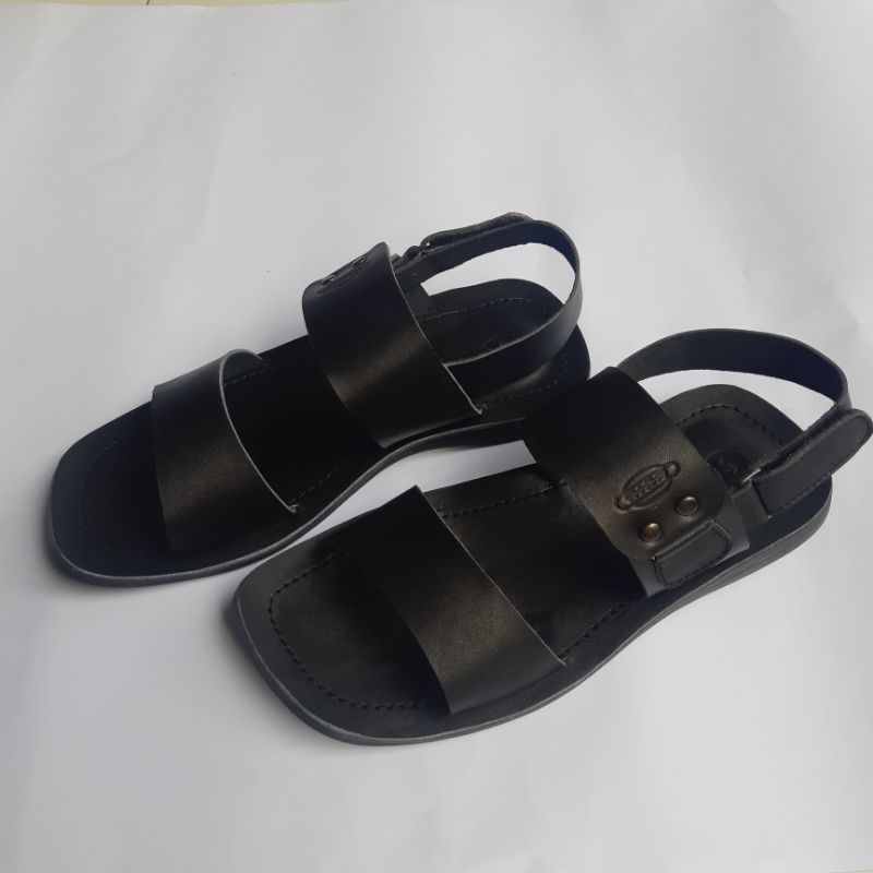 Jual sandal sepatu tali kulit pria hitam. | Shopee Indonesia