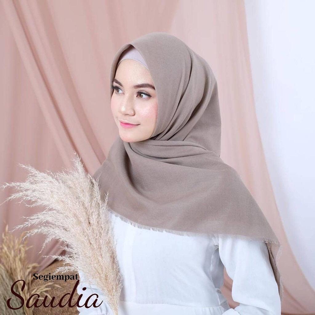 Jual HIJAB SEGI EMPAT RAWIS SAUDIA TERMURAH 2025. Jilbab. kerudung ...