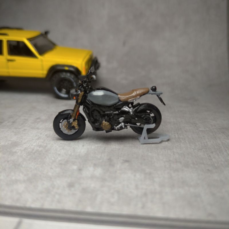Jual miniatur figure 1/64 yamaha XSR 900 untuk diecast skala 1:64 ...
