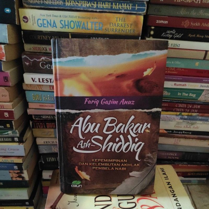 Jual Buku Abu Bakar Ash Shiddiq - Fariq Gasim Anuz - Original | Shopee ...