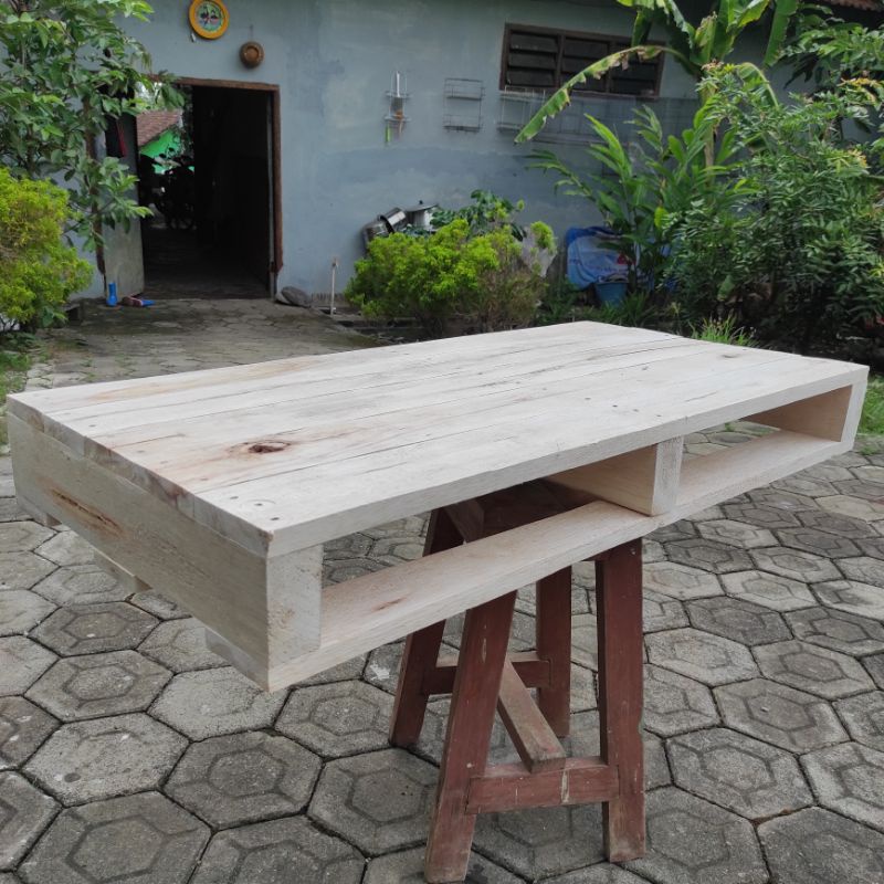 Jual Pallet Kayu Sengon Laut Albasia Baru Ukuran 60×60×13cm, Dipan ...