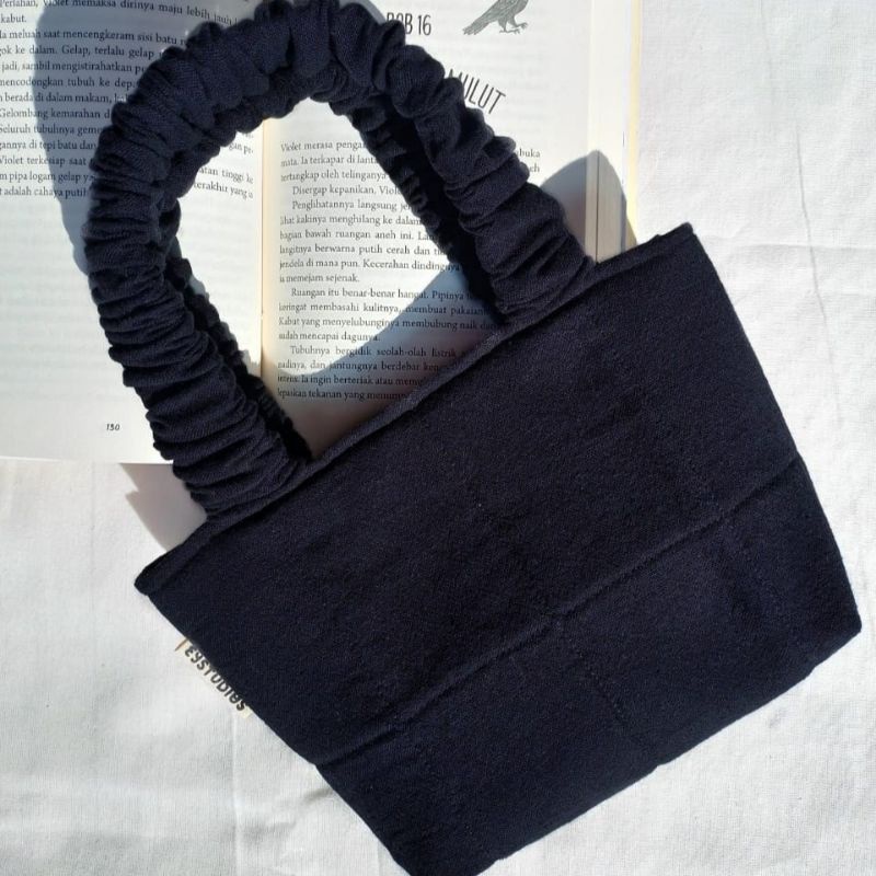 Jual eystudios - Scrunchie Bag / Handbag / Tas Jinjing Handmade ...