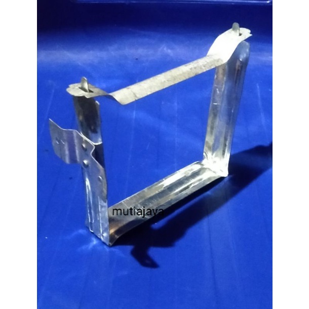 Jual klem cagak talang air kotak galvanis tebal 0,6mm | Shopee Indonesia