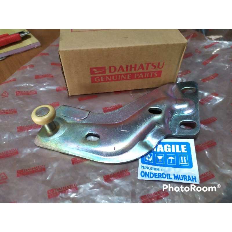 Jual Engsel pintu sliding door bagian atas grandmax/Luxio ORIGINAL ...
