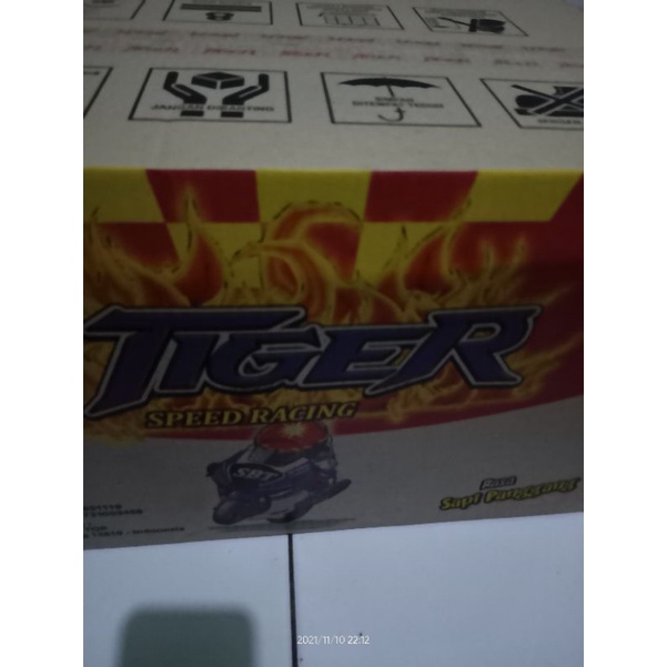 Jual Ciki Tiger 1 dus isi 40 pcs berhadiah | Shopee Indonesia
