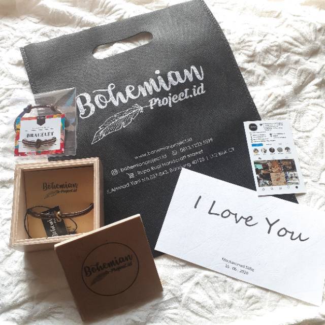 Jual TAMBAHAN PACKAGING | GIFT | KADO UNIK | KADO SPESIAL BOX PREMIUM ...