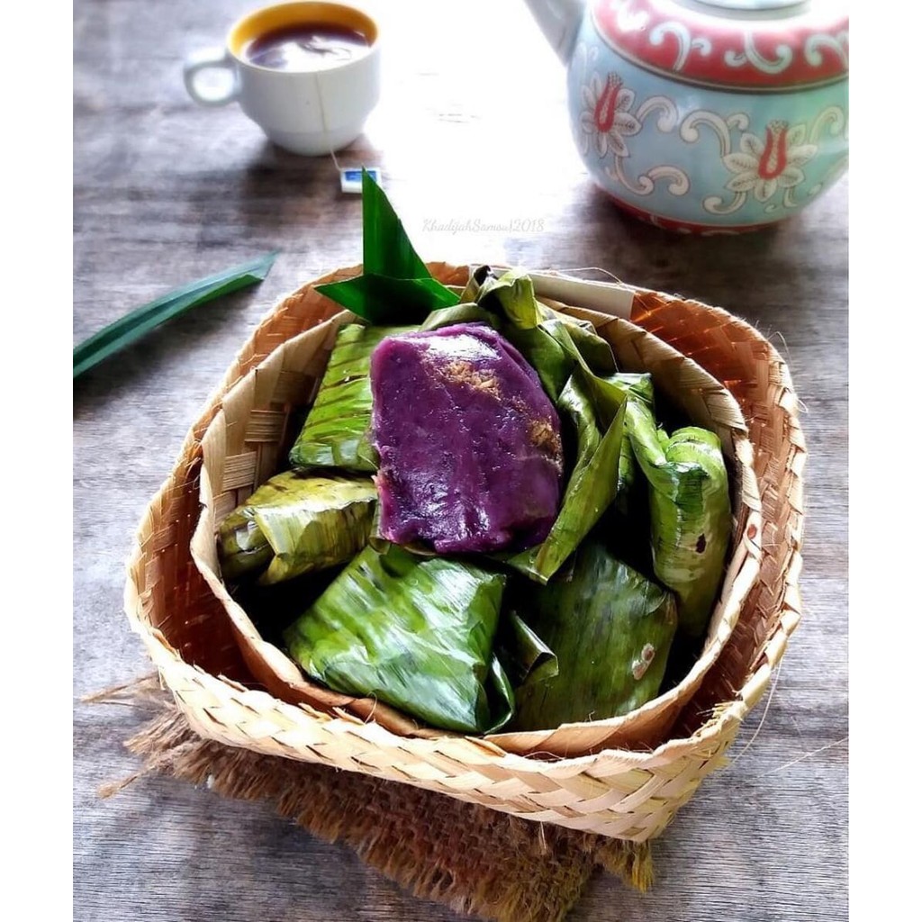 Jual Kue Bugis Ketan Hitam / Kue Subuh / Kue Basah / Jajanan Pasar ...