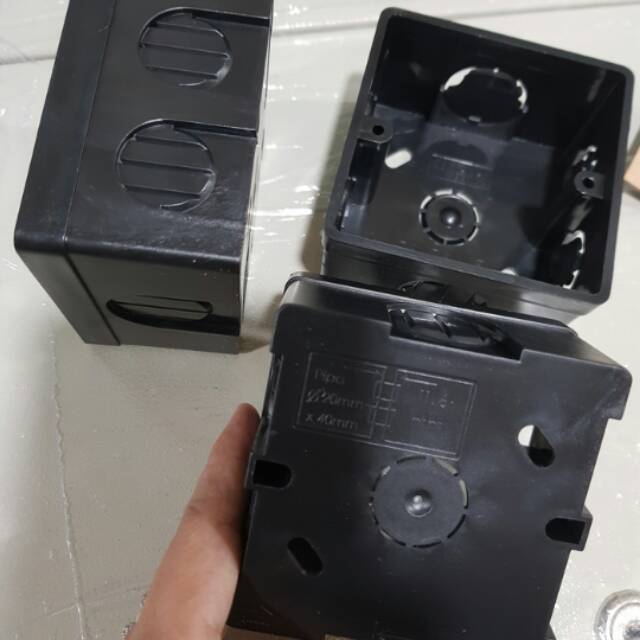 Jual Inbow Dus Schneider pvc inbowdus utk Clipsal Pieno Leona Vivace ...