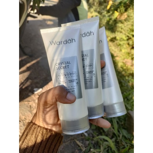 Jual facialwash wardah foaming cleanser cuci muka crystal secret ...