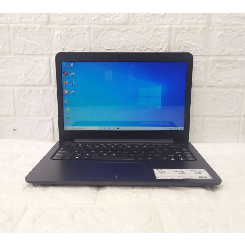 Jual Laptop Asus E402Y | Shopee Indonesia
