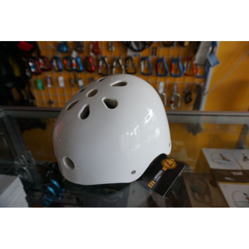 Jual Helm outdoor outbound rafting panjat wall climbing flying fox ...