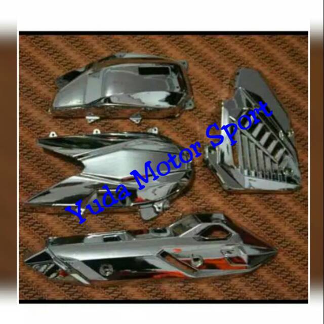 Jual Variasi Vario 150 125 esp chrome tutup knalpot + tutup radiator ...