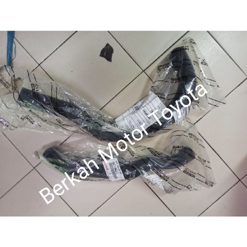 Jual Selang Radiator Atas Bawah Kijang Kapsul Bensin 7K 1800 1800cc ...