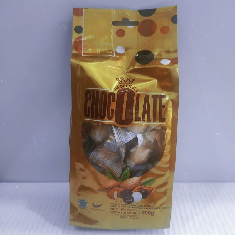 Jual almond choco milk almond / almond assortment Choco/ white Choco ...