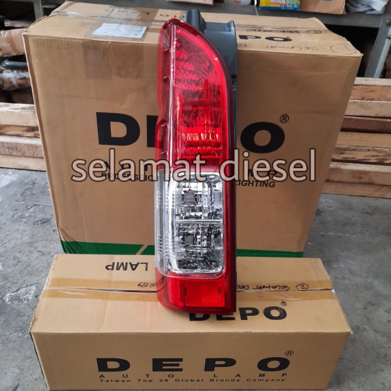 Jual LAMPU STOP LAMP BELAKANG STOPLAMP TOYOTA HIACE HI ACE 2013 2014 ...