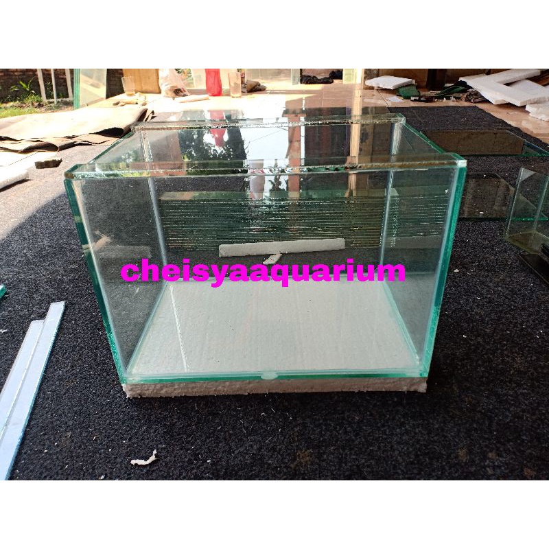 Jual Aquarium kaca aquascape ikan hias 30x20x20 | Shopee Indonesia