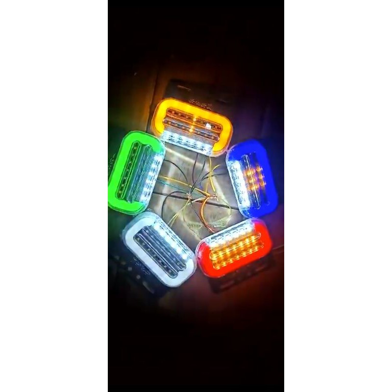 Jual PROMO!! Lampu Bak Led Universal Oval Besar Sein Sen Running. 24V Truck Truk 196. 7 Titik ...