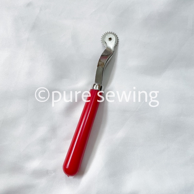 Jual (1 PCS) Rader Jahit Kayu Bergerigi dan Bundar | Alat Pola Jahit ...
