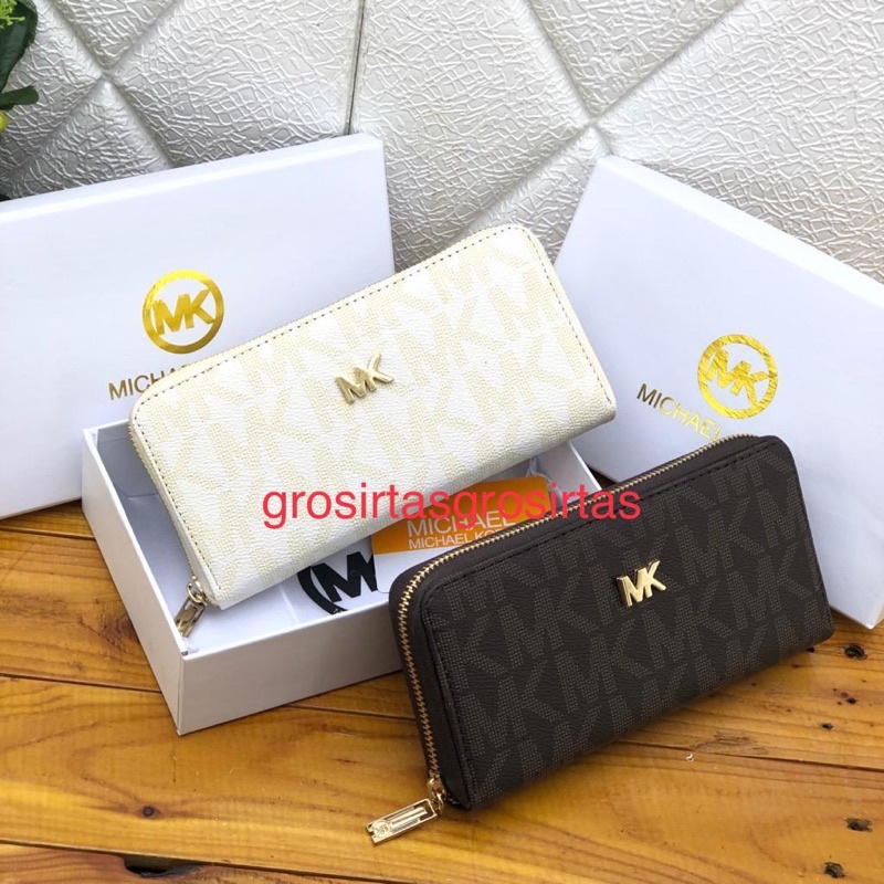 Jual Dompet MK LOGO HURUF RES 1 FREE BOX UK 20x10 kode 8790 | Shopee ...