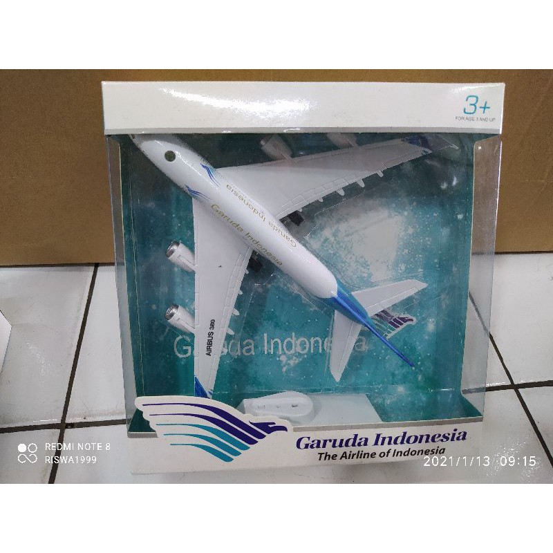 Jual MAINAN DIE CAST PESAWAT GARUDA INDONESIA | Shopee Indonesia