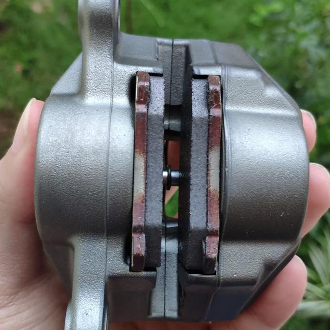 Jual Kaliper Brembo 2 Piston 1 Pin RED Logo Yamaha R15 R25 Suzuki GSX R150 | Shopee Indonesia