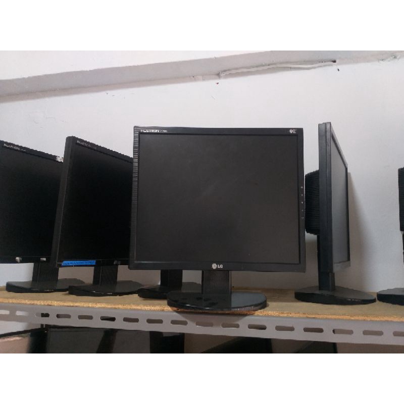 Jual Monitor LCD 17 inch Kotak berbagai merk. | Shopee Indonesia