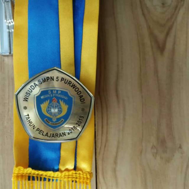 Jual Samir wisuda-selendang wisuda -gordon wisuda | Shopee Indonesia