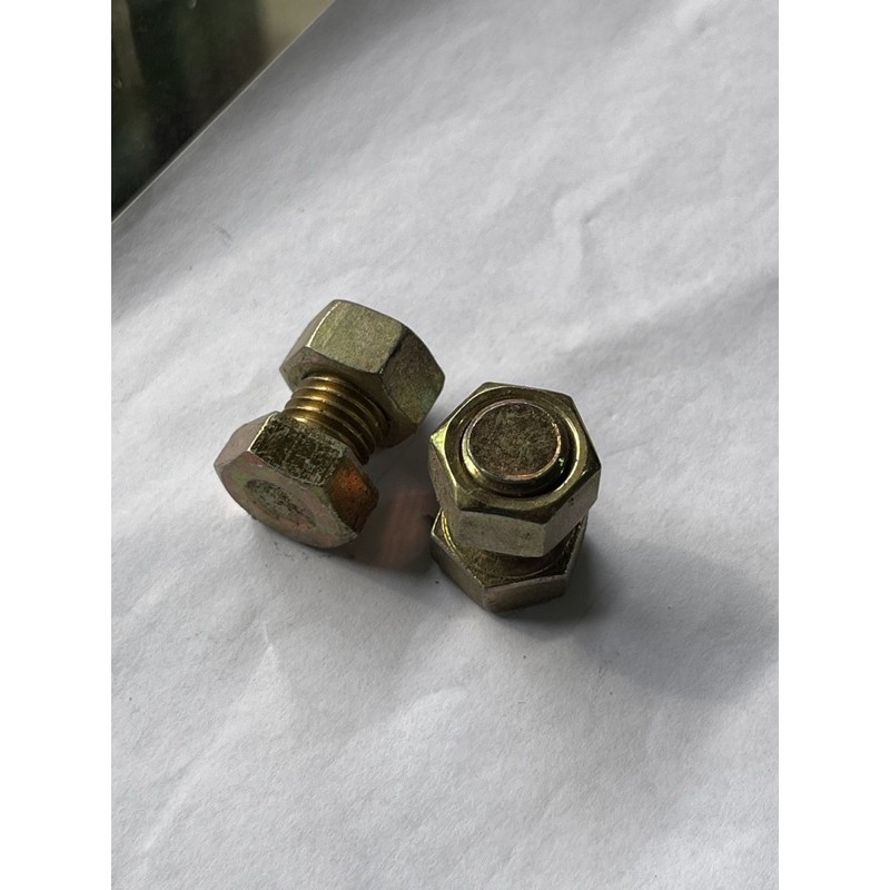 Jual BMK M10 x 15 - BAUT MUR BESI KUNING KUNCI 14 PJG 1.5 CM | Shopee ...